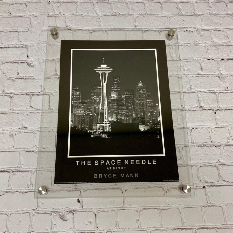 Custom Acrylic Frames, Wood Sings and Stencils. – Professional Artwork